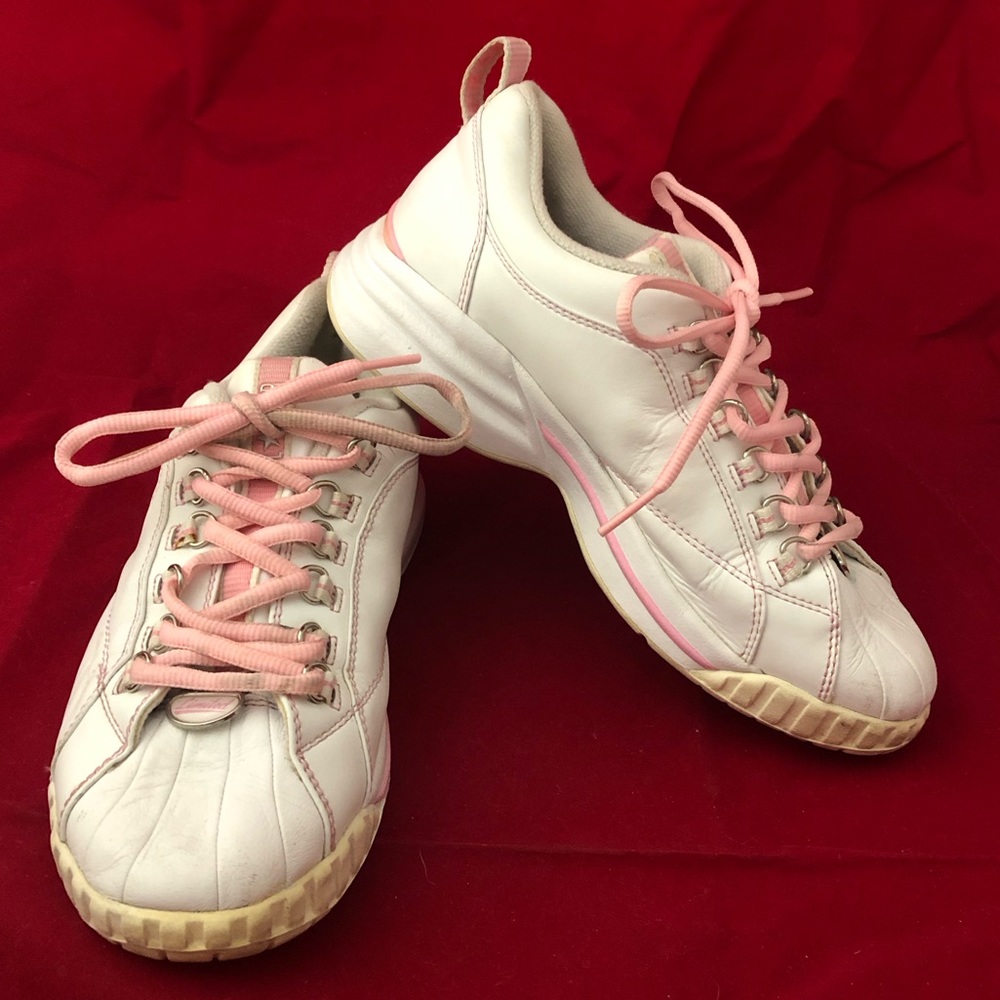 Converse Allstar Limited Edition Vintage Clam Shell S… - Gem